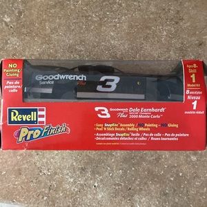 Nascar | Toys | Revell 200 Monte Carlo Dale Earnhardt Model Kit ...